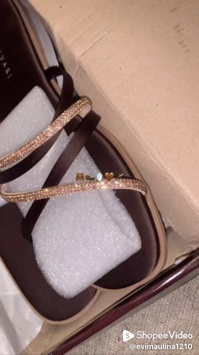 Sandal Wanita ELVA Tali Teplek Kasual Terbaru by Calvari Sendal ...